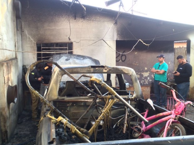 Criança Morre Em Incêndio Após Ser Deixada Sozinha Em Casa